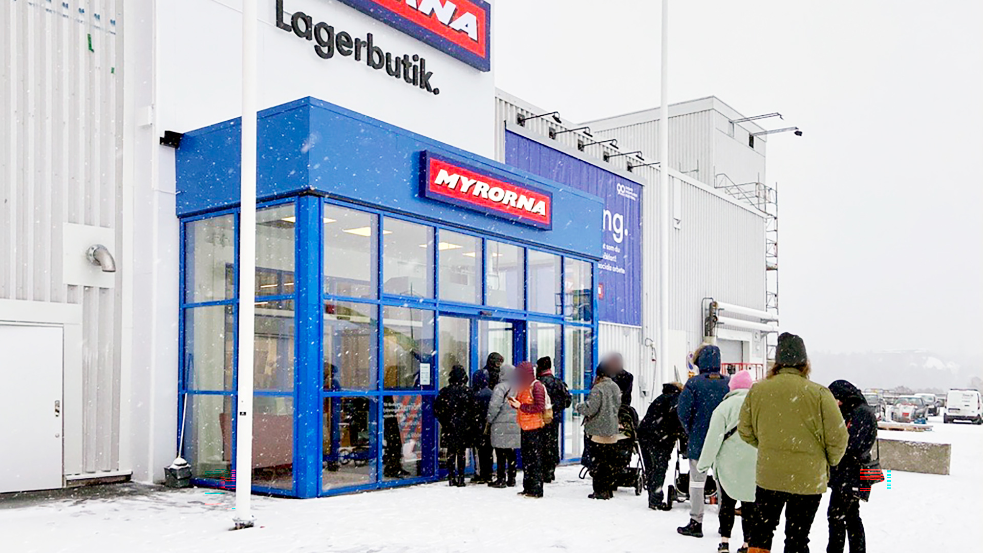 Myrorna säljer kläder till kilopris | Frälsningsarmén